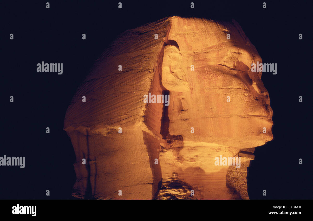 The sphinxduring the night hi-res stock photography and images - Alamy