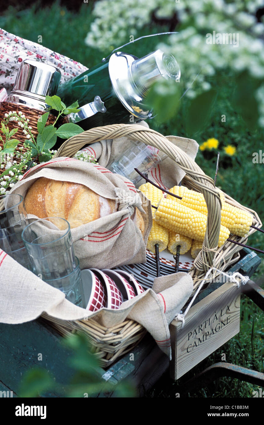 lunch in the countryside Stock Photo - Alamy