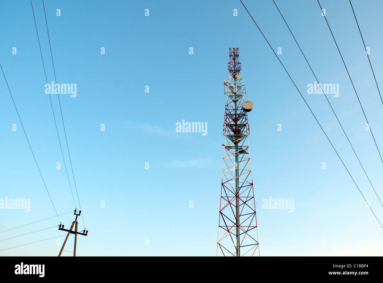 Cell Phone Antenna Tower Stock Photo - Alamy