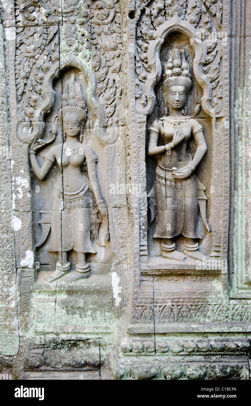 cambodia ancient khmer stone carvings angkor wat temples cambodia asia ...