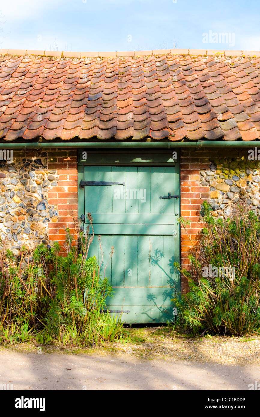 Blue barn door in hi-res stock photography and images - Alamy