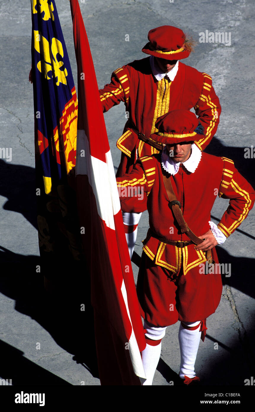 Malta, North East region, changing of the guards of Saint-Elme Fort ...