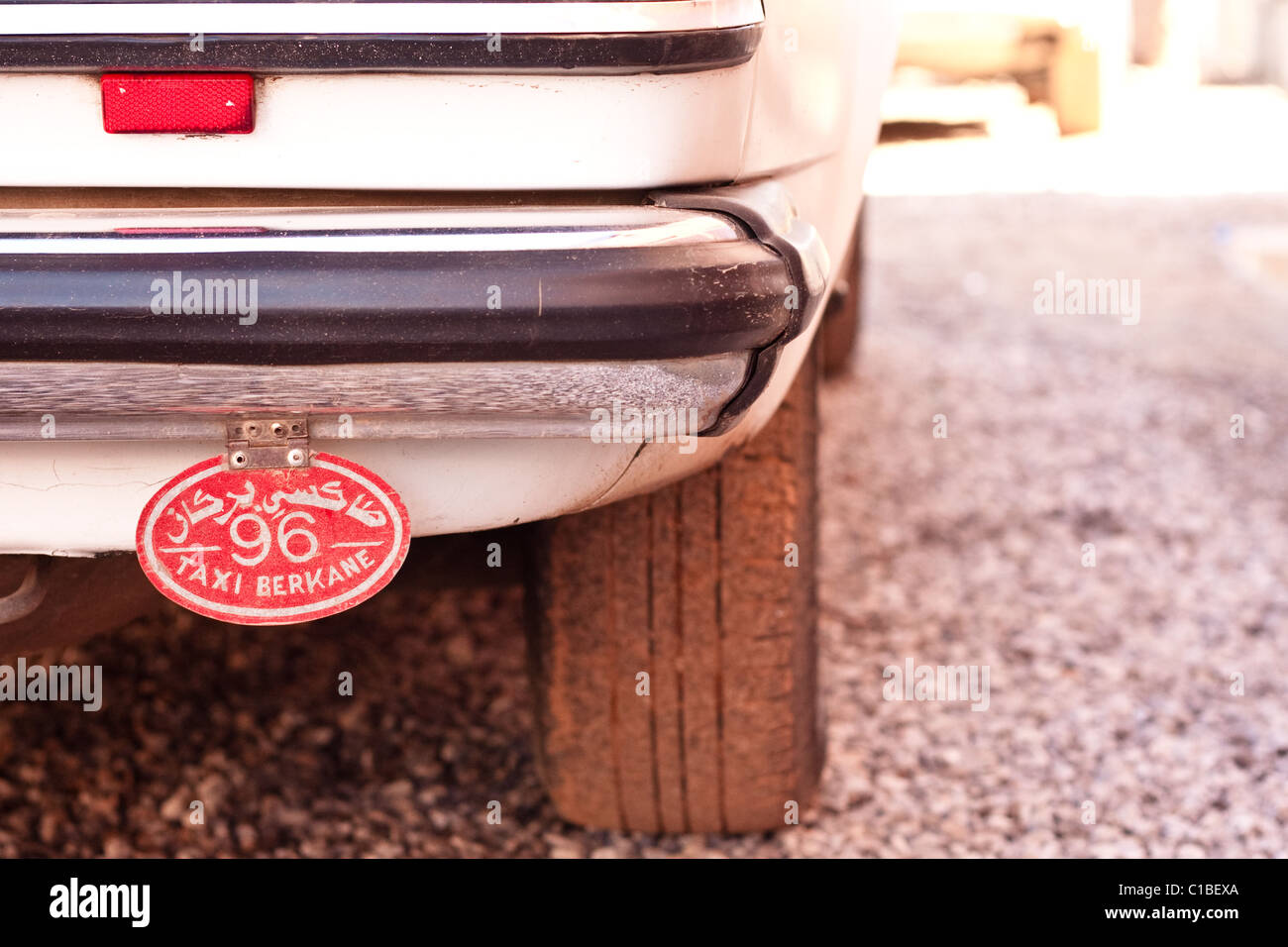 Arabic taxi sign hi-res stock photography and images - Alamy