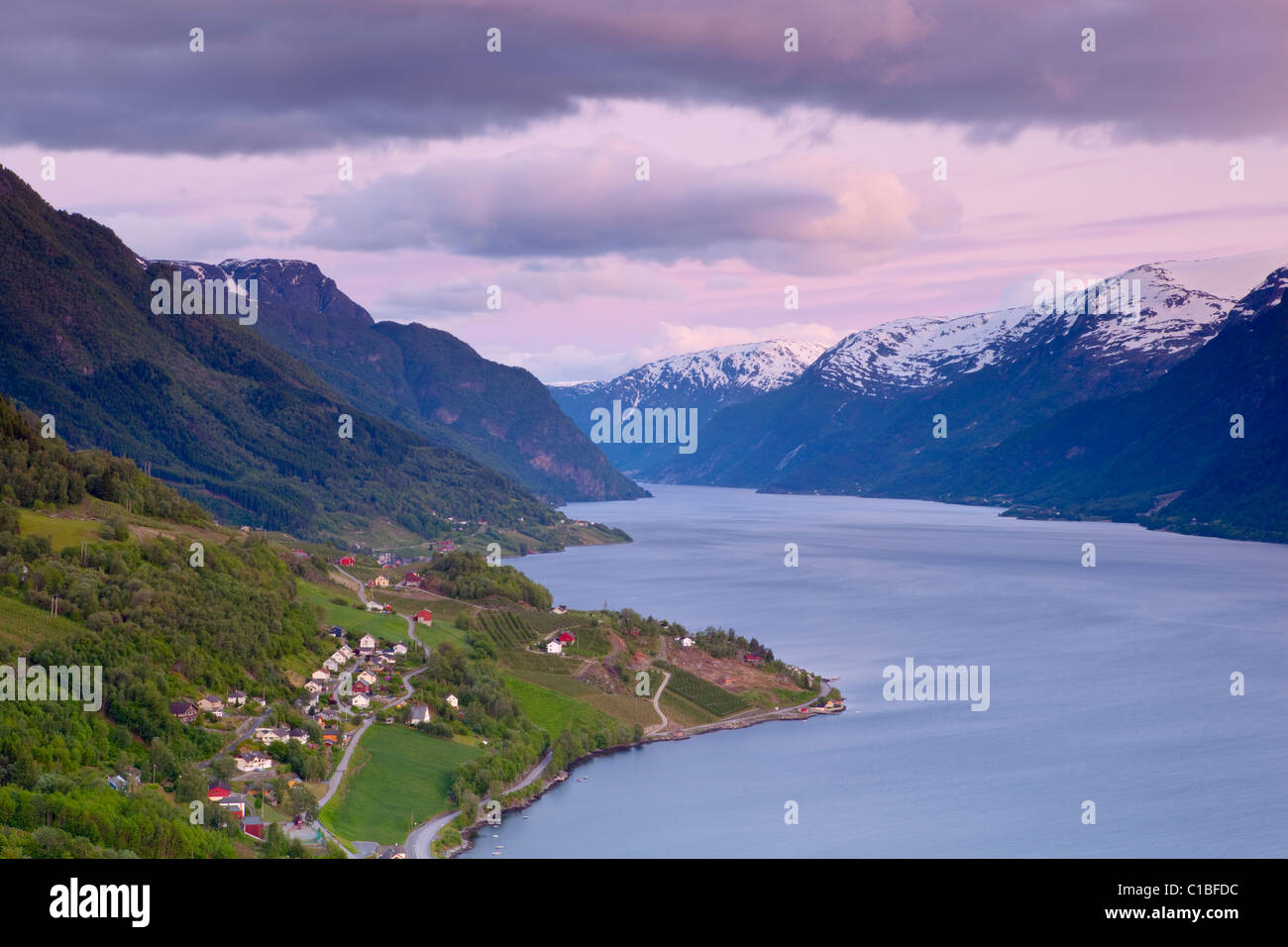Hardanger fjord hi-res stock photography and images - Alamy