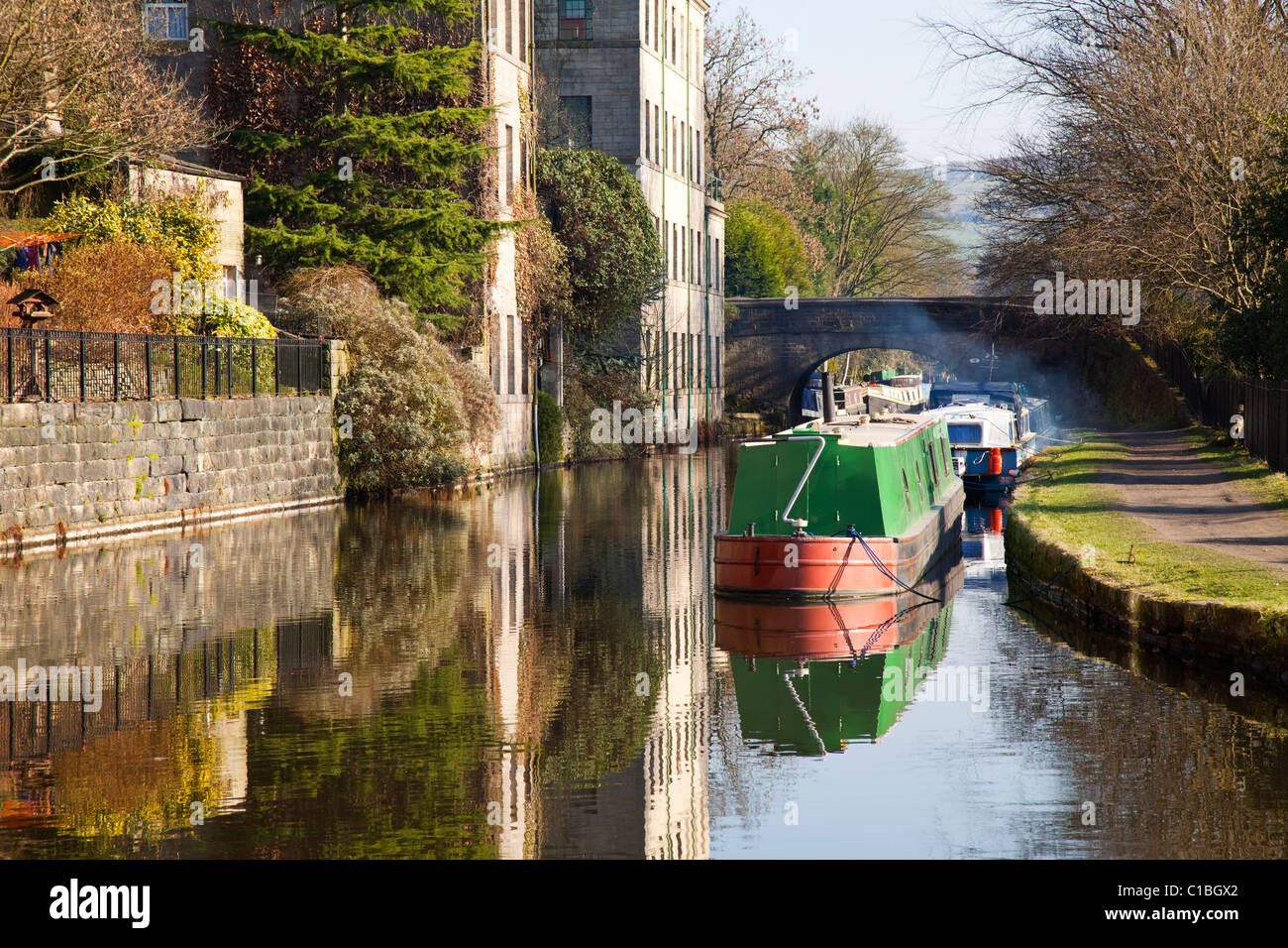 Rochdale Canal, Hebden Bridge, Calderdale, West Yorkshire, England UK ...
