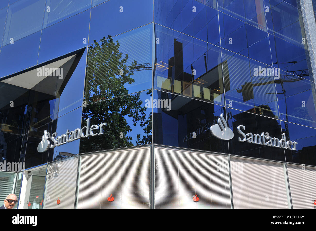 Santander Bank Building Stock Photos & Santander Bank Building Stock ...