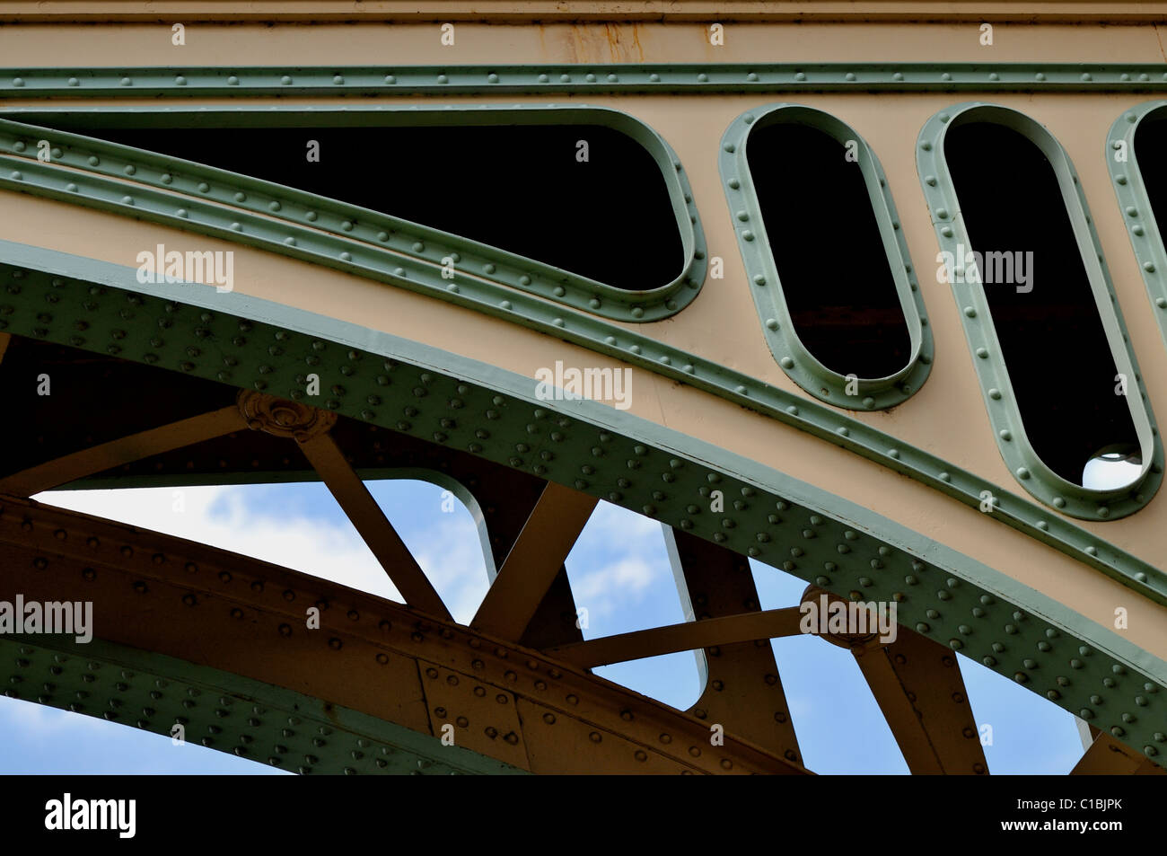 Bridge over river Thames in London Stock Photo - Alamy
