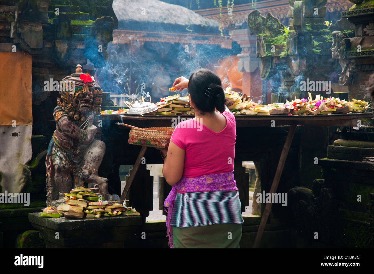 Ritual temples hi-res stock photography and images - Alamy