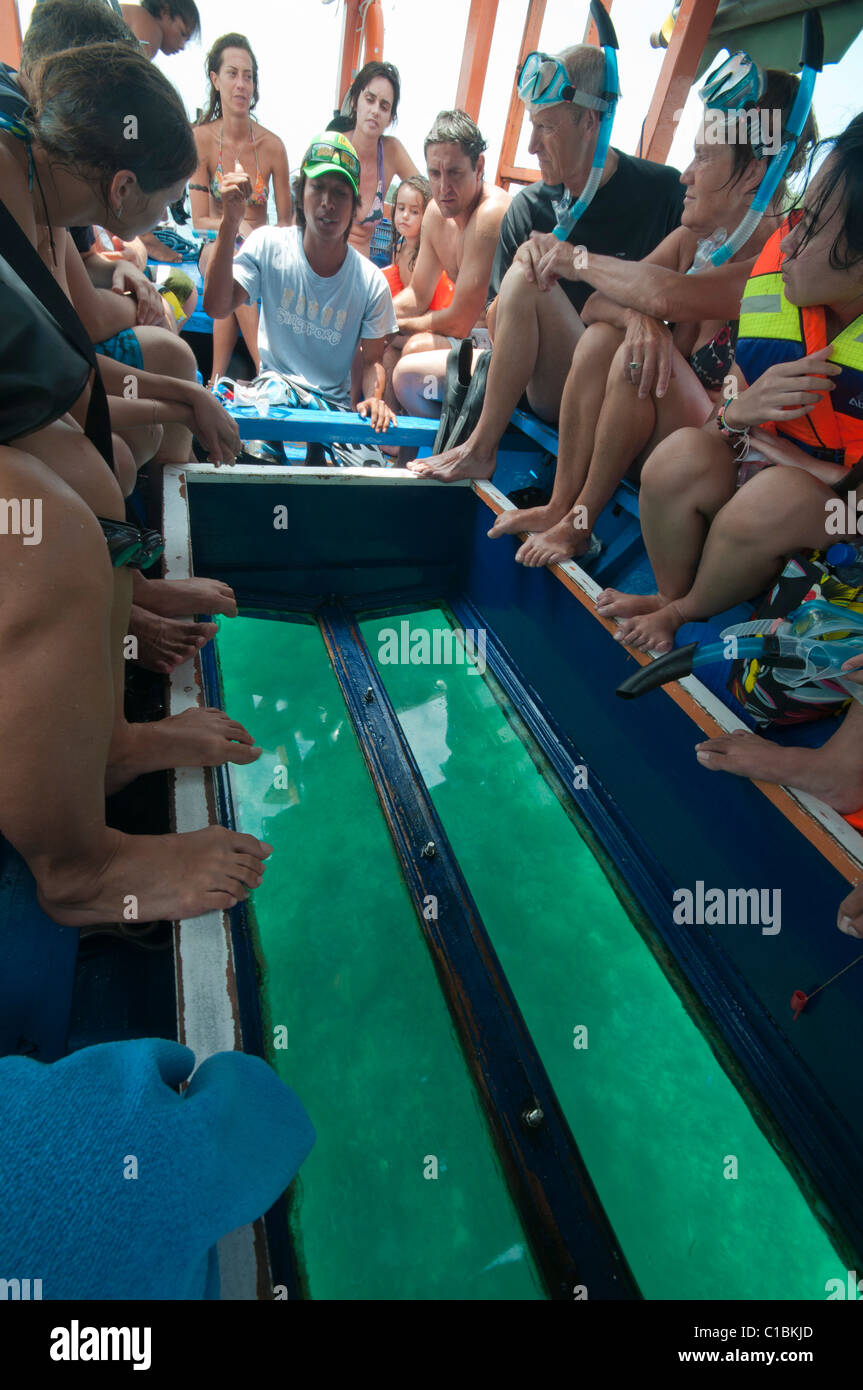 Glass bottomed boat hi-res stock photography and images - Alamy