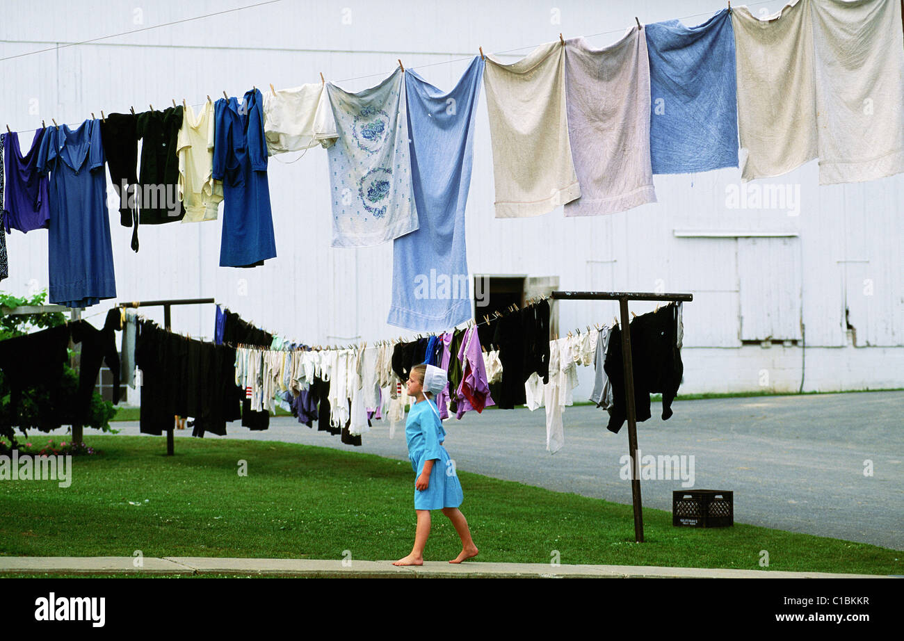 Amish laundry hi-res stock photography and images - Alamy