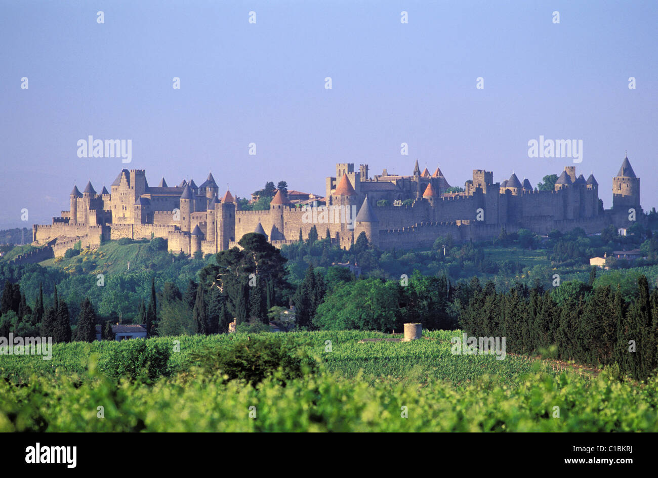France, Aude, Carcassonne, ramparts of the medieval town Stock Photo ...