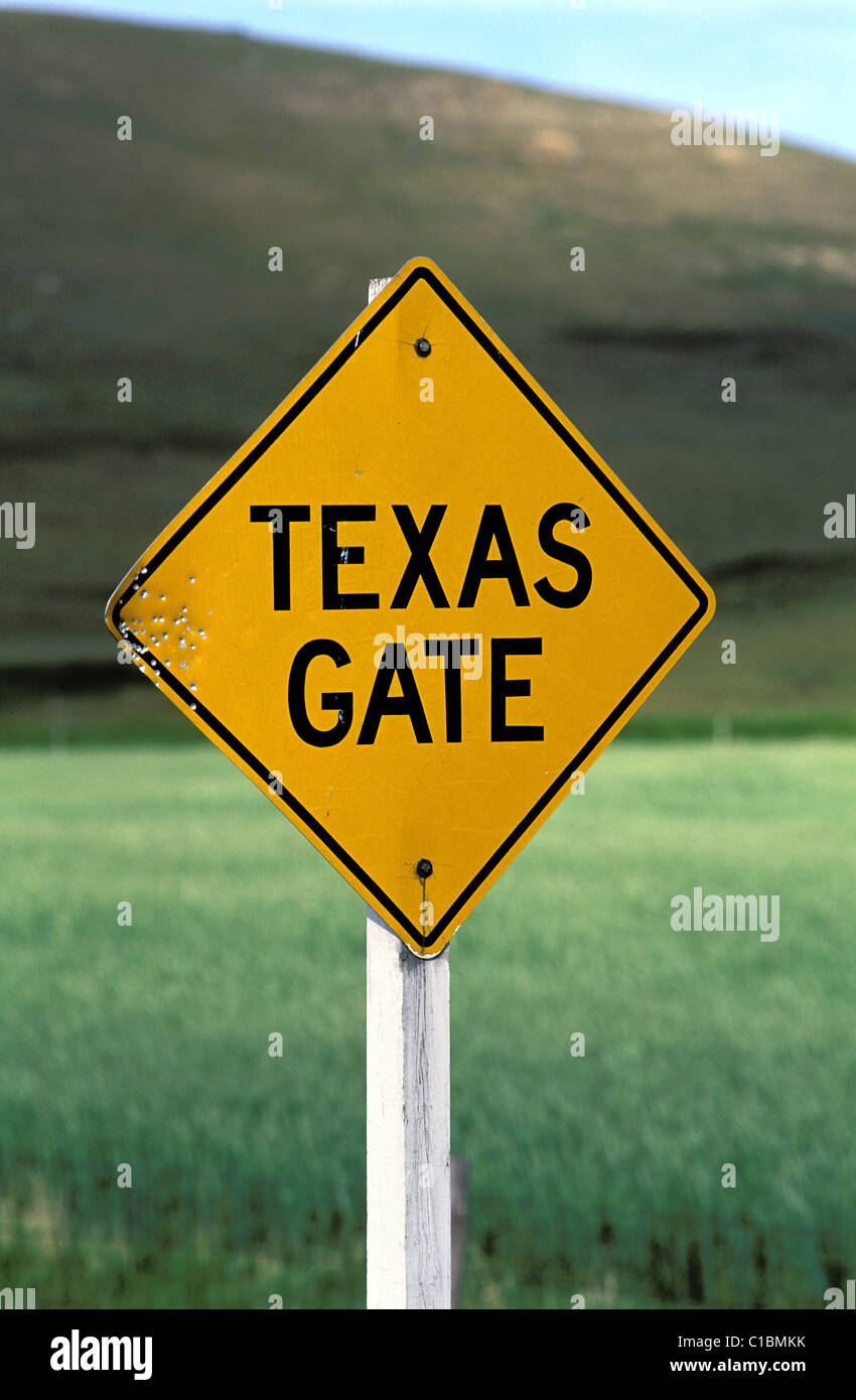 Canada, Alberta, road sign Stock Photo - Alamy