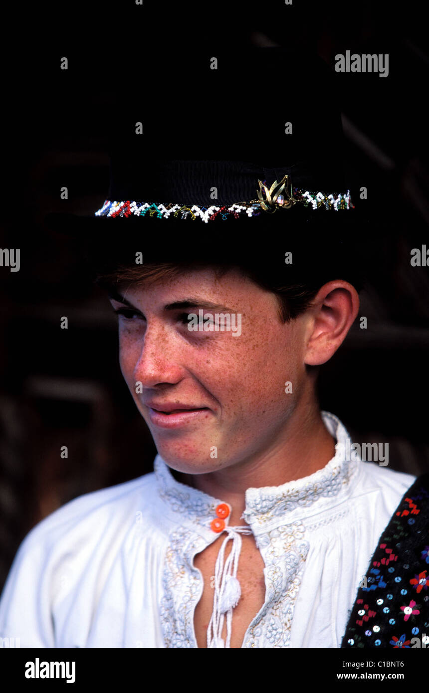 Romania, Maramures, Carpathians mountains, traditional celebration in Botiza Stock Photo - Alamy