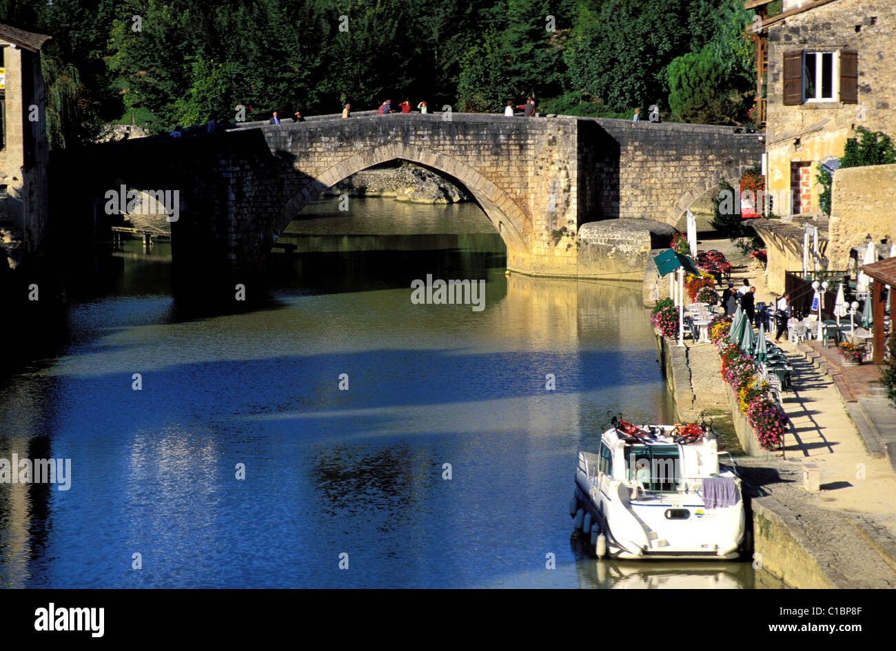 France, Lot et Garonne, Nerac, Banks of the Baize river that lead to ...