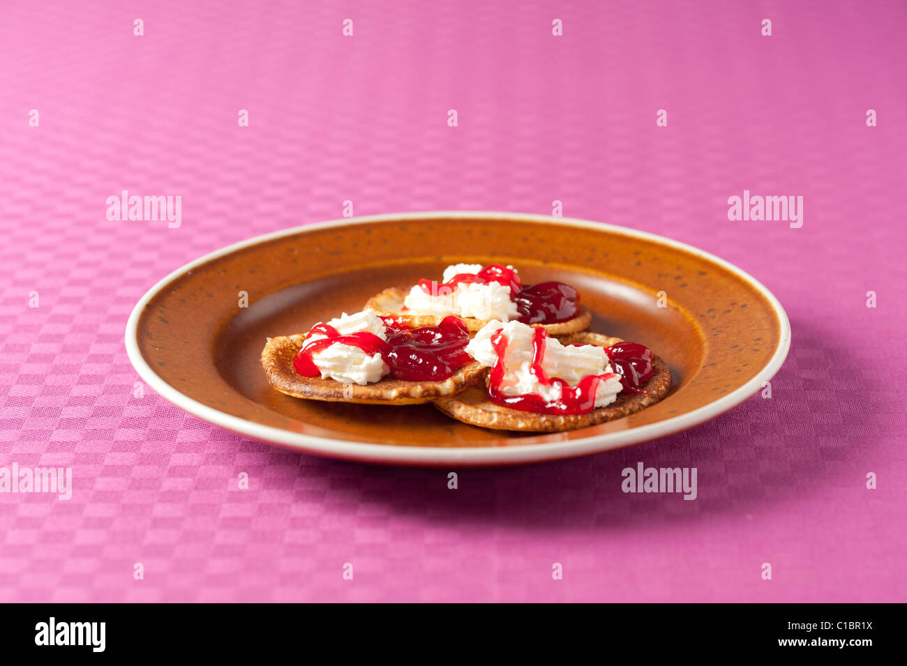 Crepe messy mess plate hi-res stock photography and images - Alamy