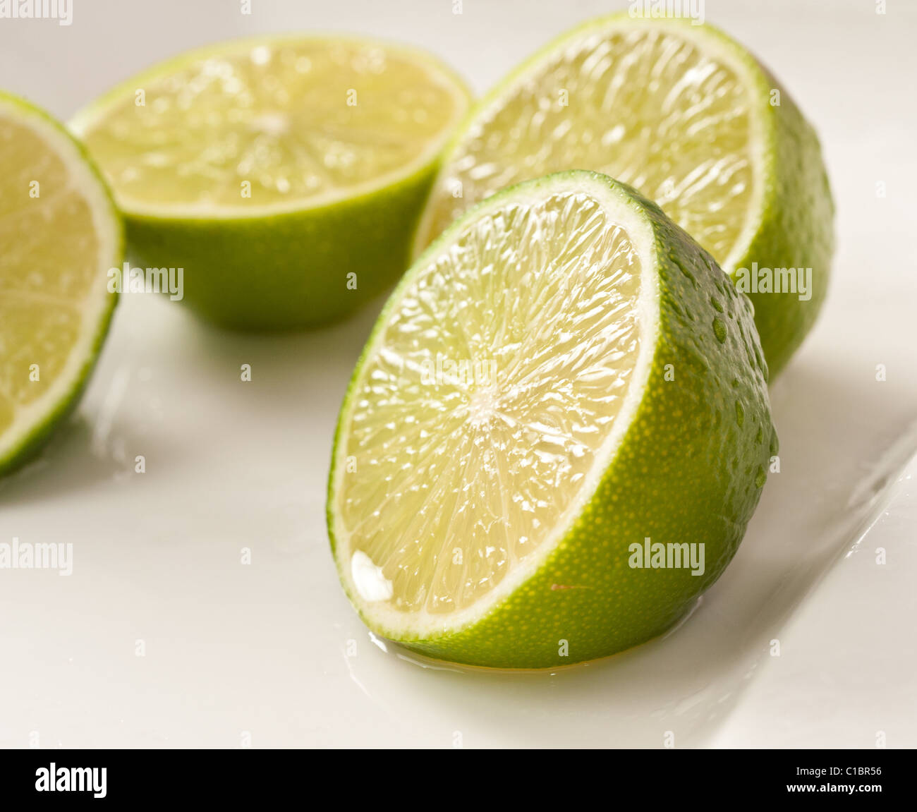 Closeup sliced lime hi-res stock photography and images - Alamy