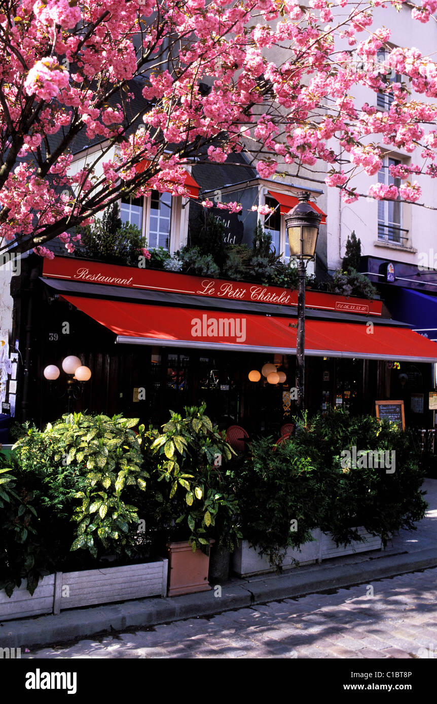 France, Paris, restaurant Le Petit Chalet in the Latin Quarter Stock ...