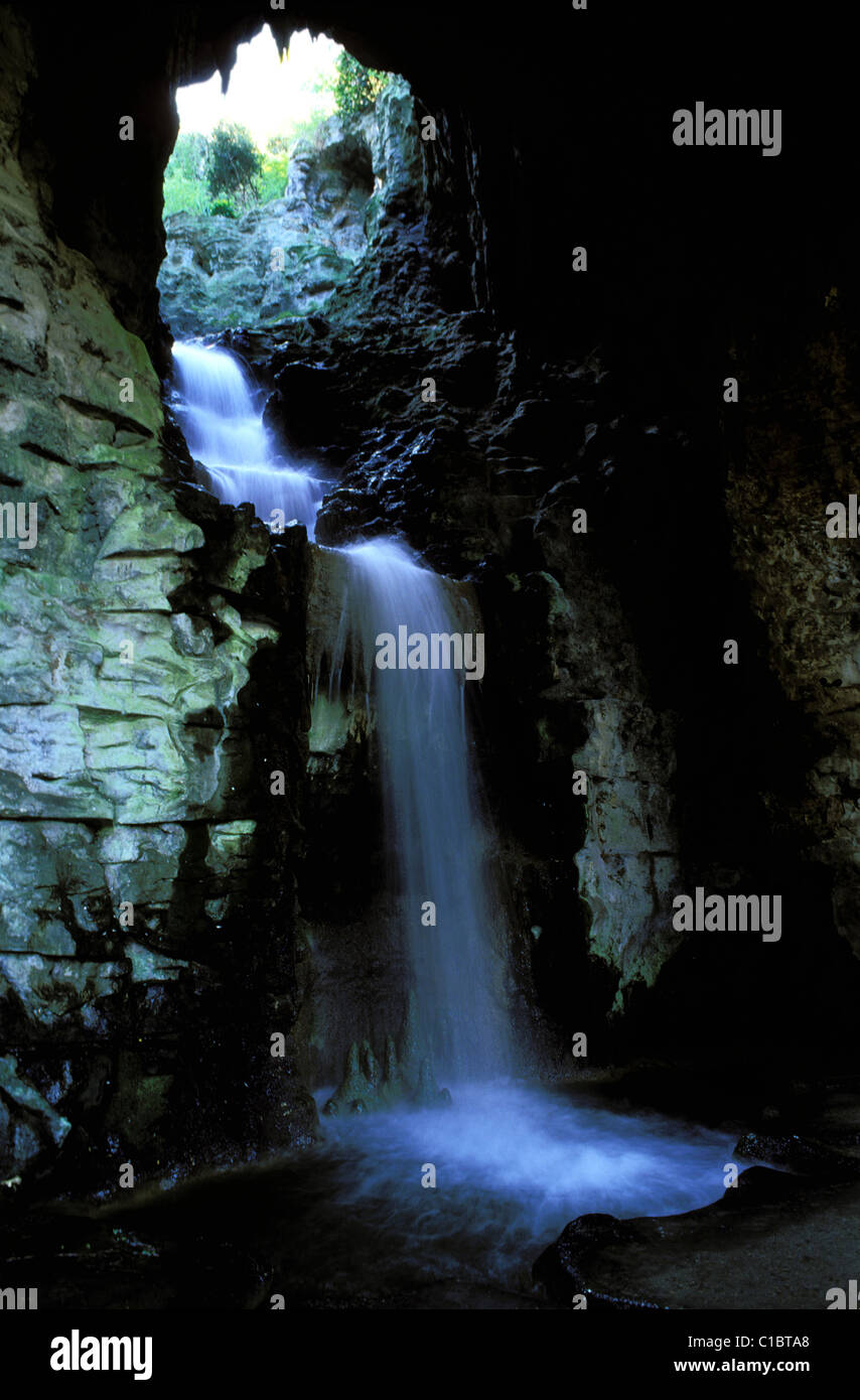France, Paris, a waterfall in the Buttes Chaumont Park Stock Photo - Alamy