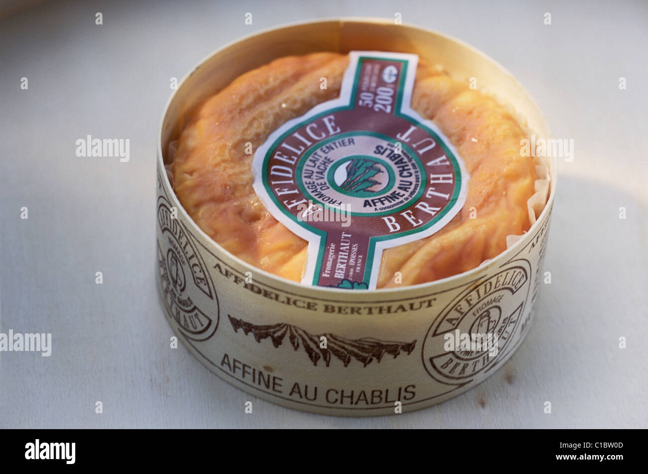 France, an affidelice Berthaut, cheese with Chablis Stock Photo - Alamy