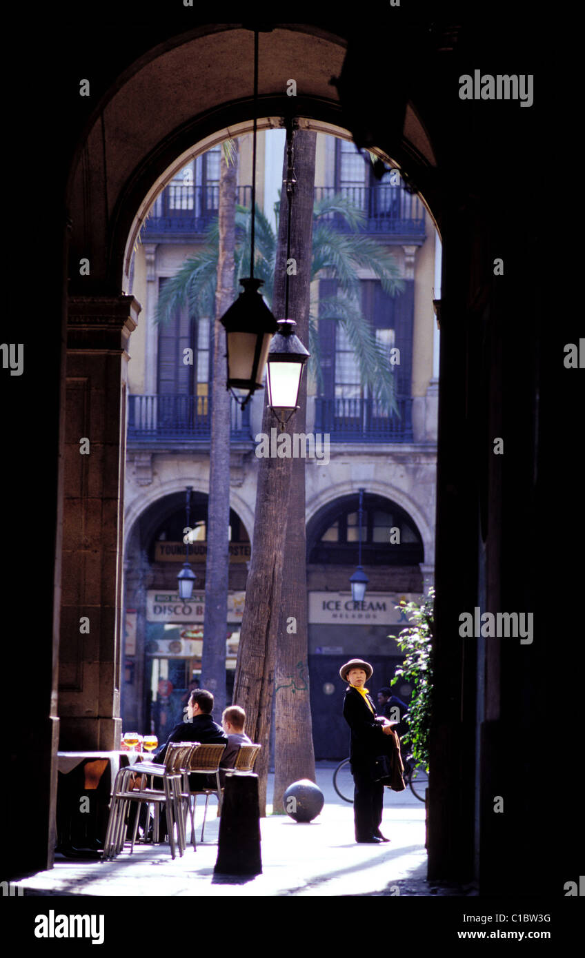Spain, Catalonia, Barcelona, Placa Reial arcade Stock Photo - Alamy