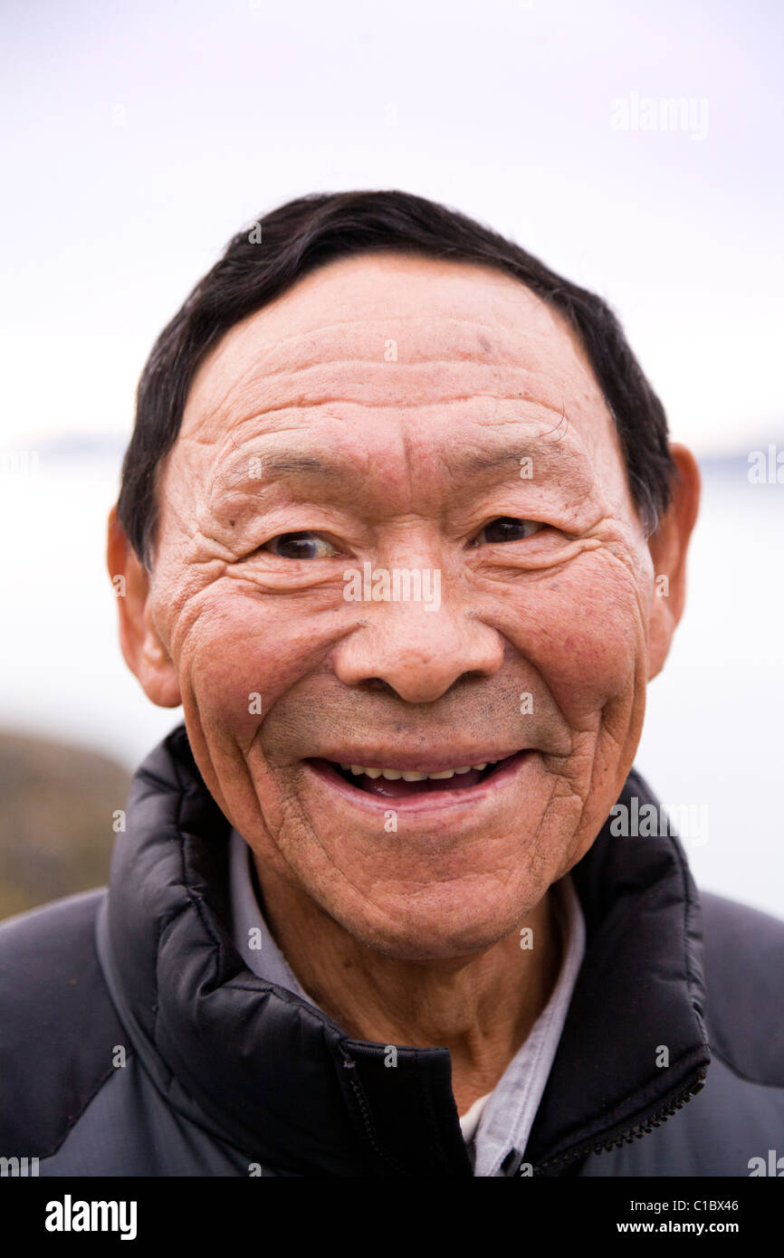 Inuit ethnicity hi-res stock photography and images - Alamy