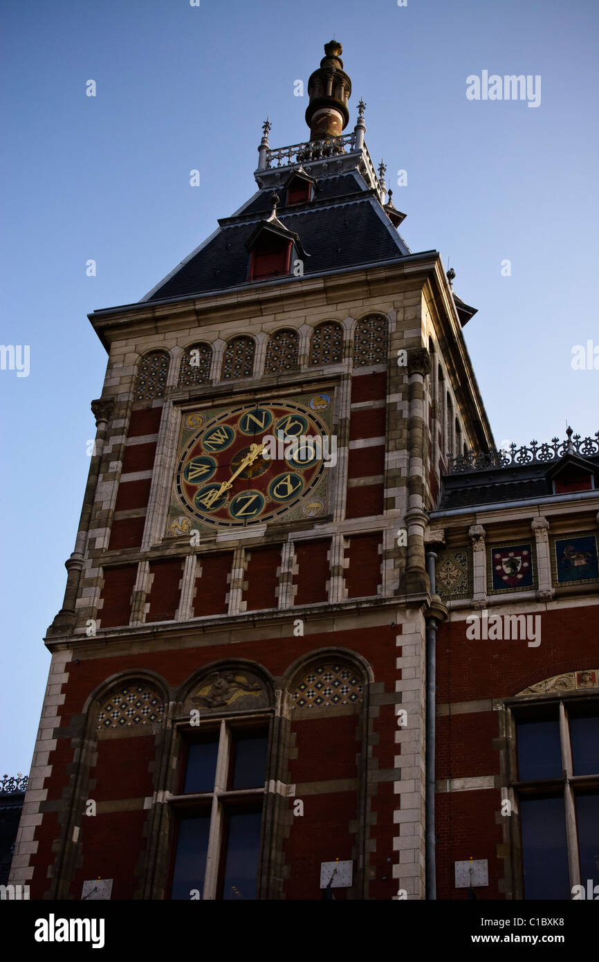 Clock tower amsterdam centraal railway hi-res stock photography and ...