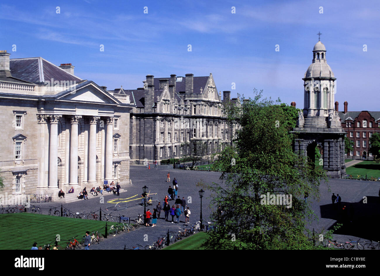 Republic of Ireland, Dublin, Trinity College, university founded in ...