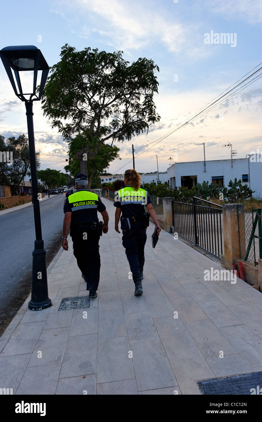 Cops of spain hi-res stock photography and images - Alamy