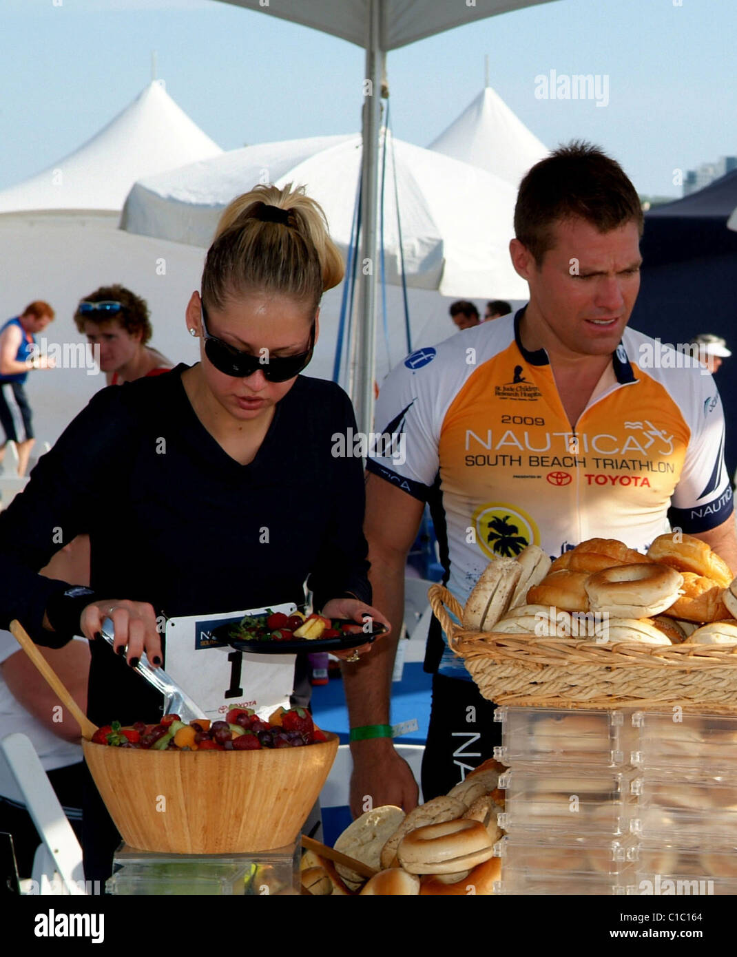 Anna Kournikova and Andy Baldwin The Second Annual Nautica South Beach ...
