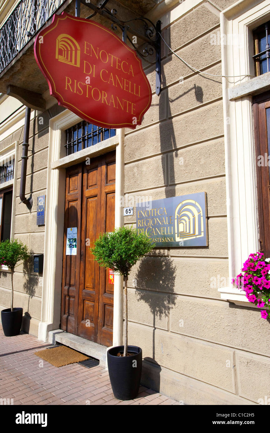 The "Enoteca" Restaurant, Canelli, Asti, Piemonte, Italy, Europe Stock ...
