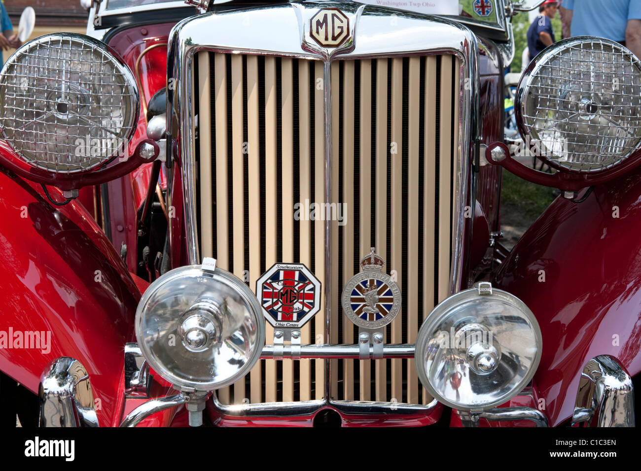 Mg grill hi-res stock photography and images - Alamy