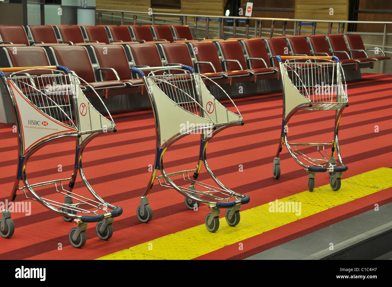 caddies terminal 2 Roissy airport France Stock Photo - Alamy