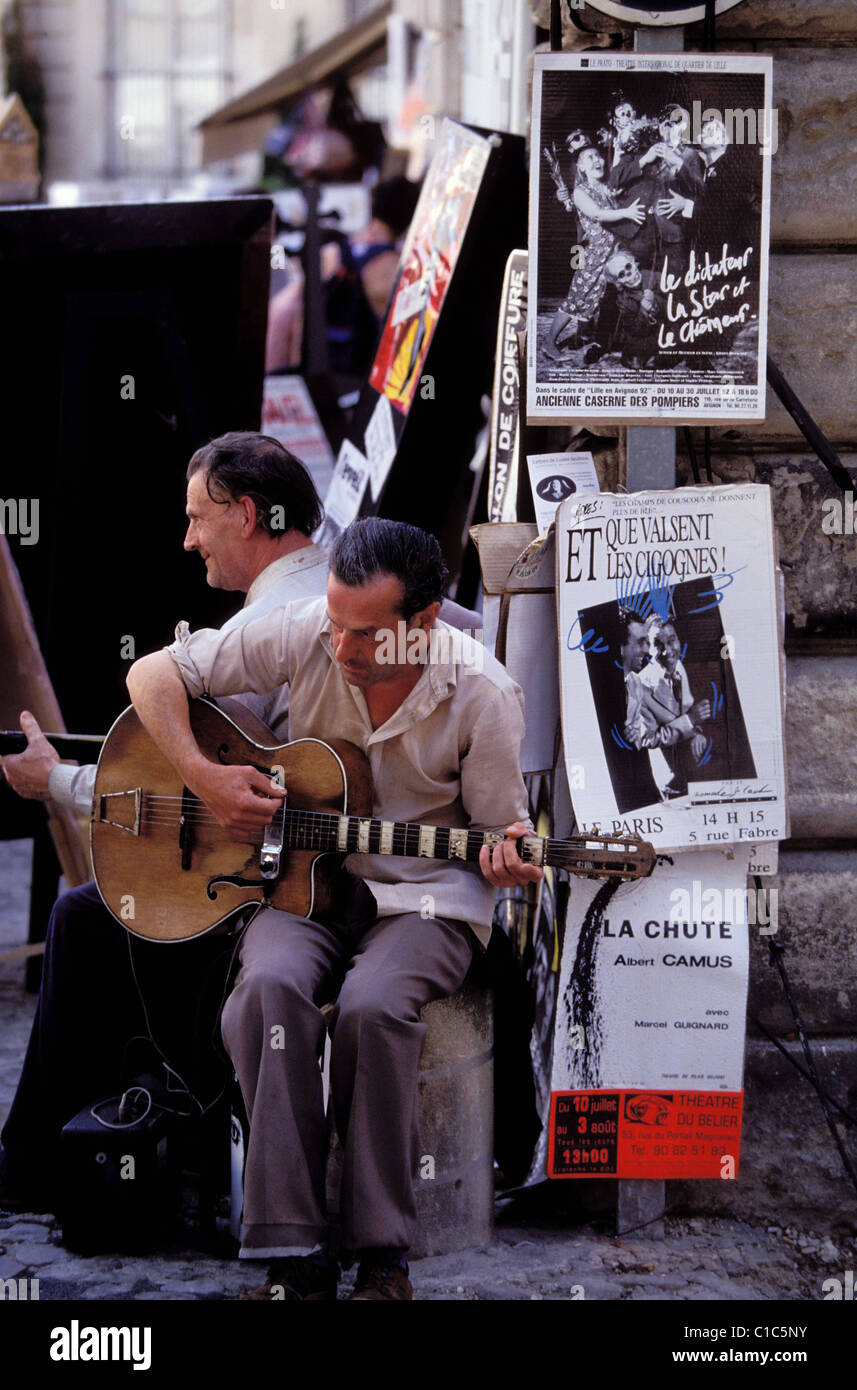 Avignon theater festival hi-res stock photography and images - Alamy