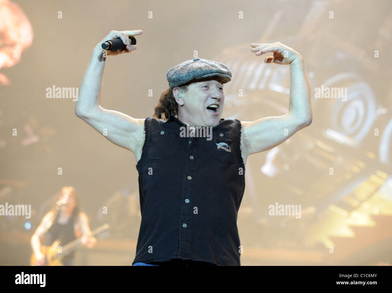 Phil rudd of ac dc hi-res stock photography and images - Alamy