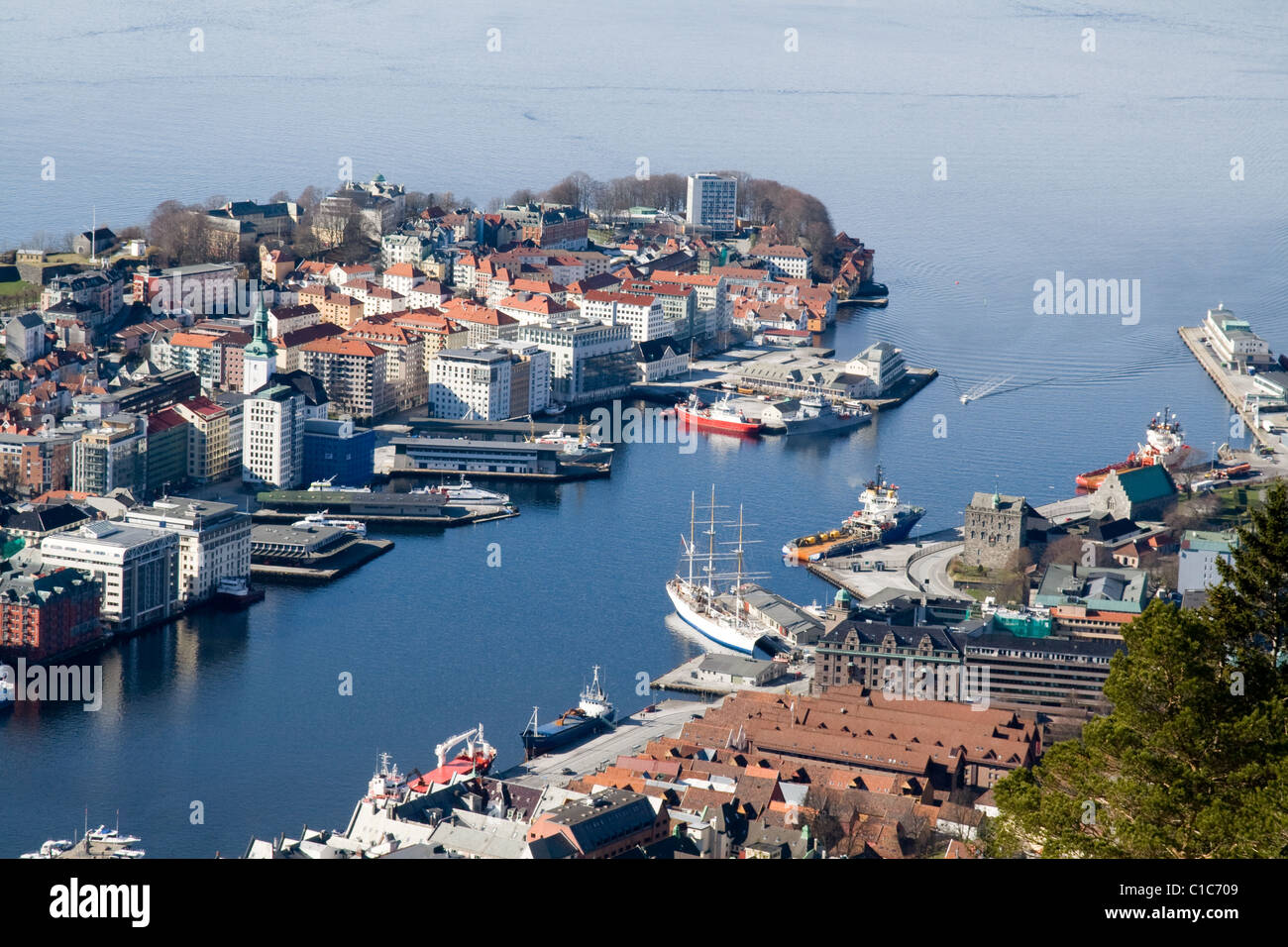 Bergen Sentrum High Resolution Stock Photography and Images - Alamy