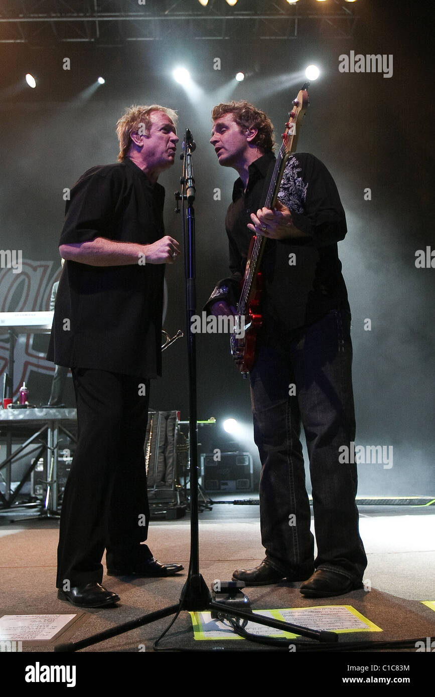 Lee Loughnane and Jason Scheff of 'Chicago' performing in concert at ...