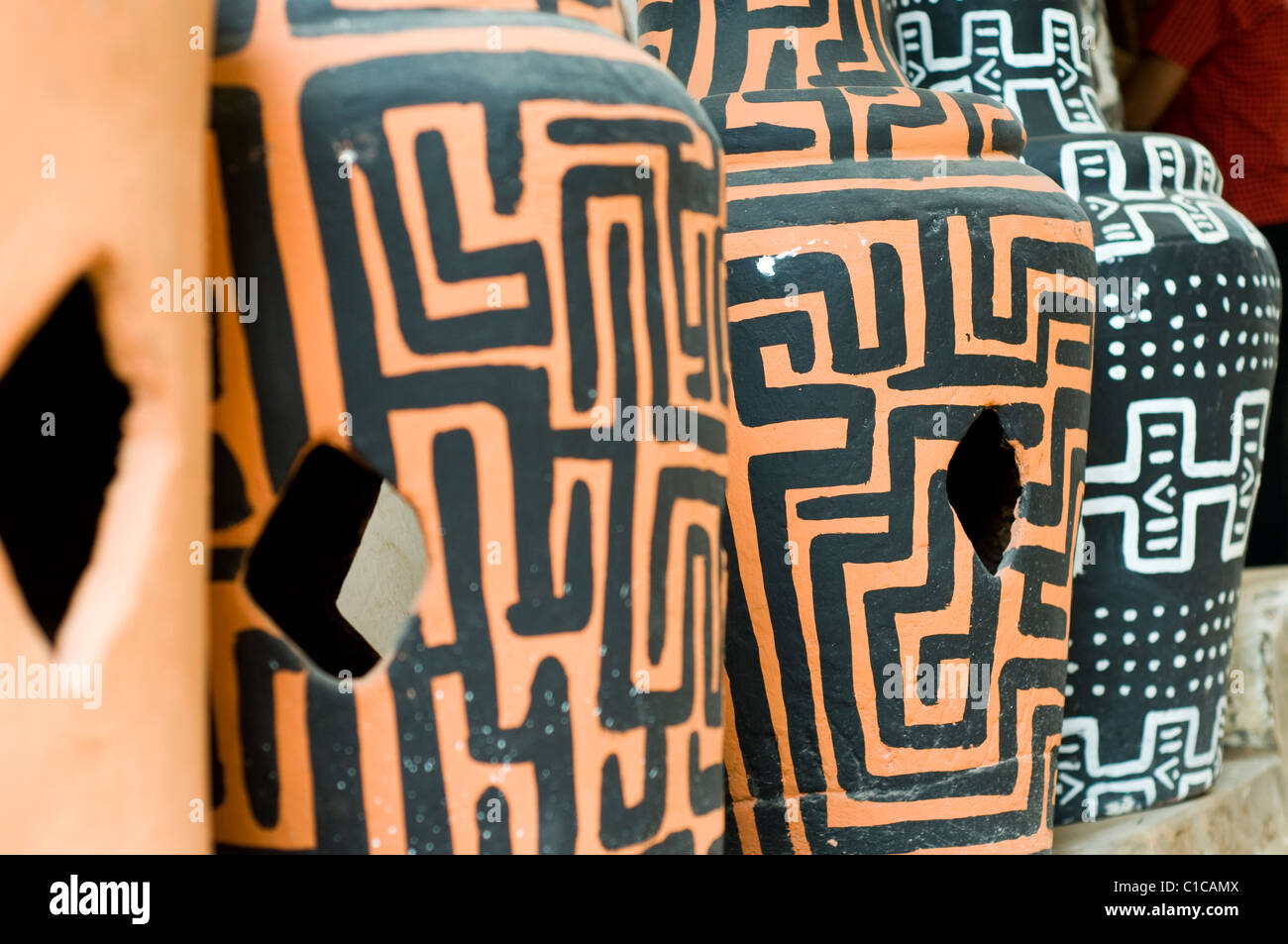 African ceramics hi-res stock photography and images - Alamy