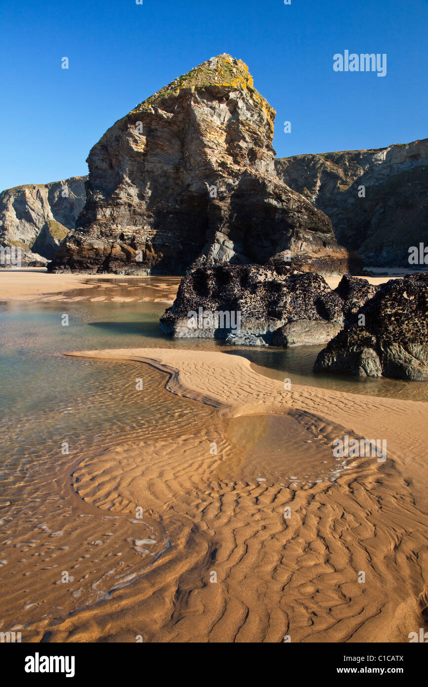 Stack pools hi-res stock photography and images - Alamy