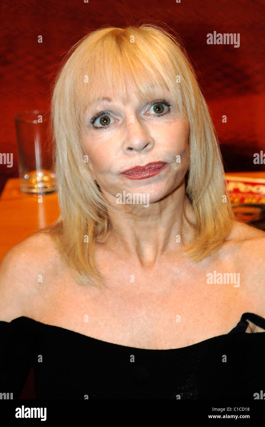 Katy manning hi-res stock photography and images - Alamy