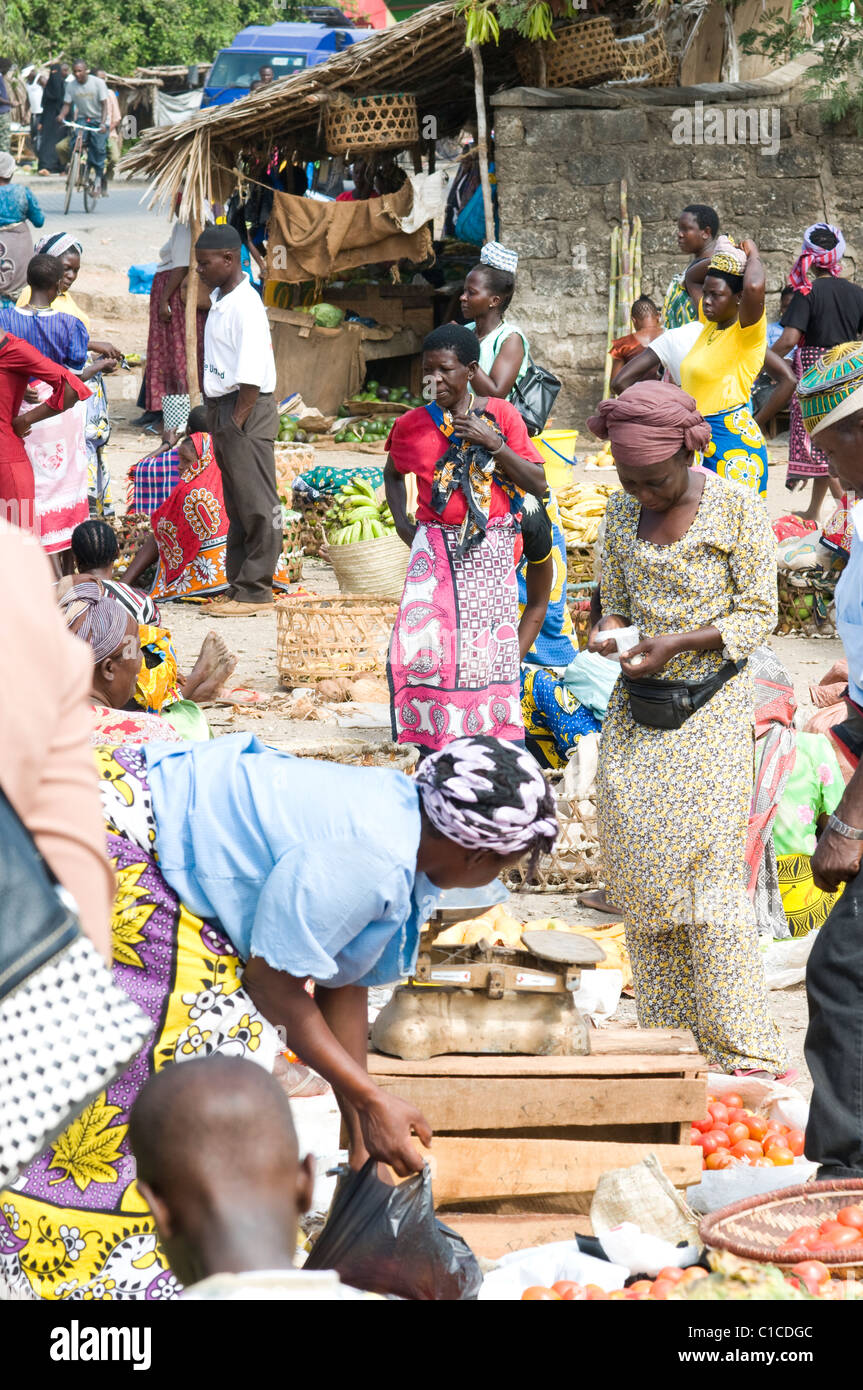 Central market scene, Malindi, Kenya Stock Photo - Alamy