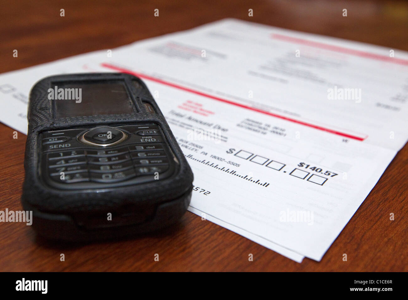 Mobile bill hi-res stock photography and images - Alamy