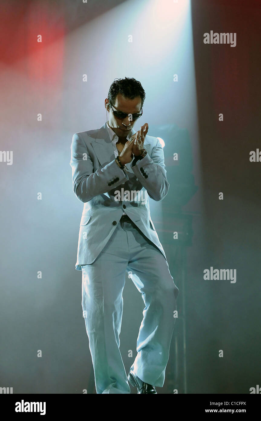 Multi Award-Winning Salsa sensation, actor and producer Marc Anthony ...