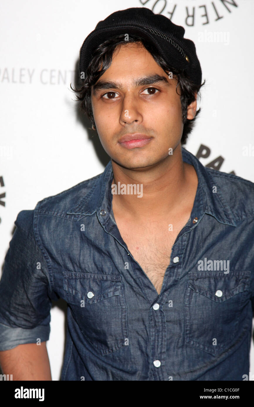 Kunal Nayyar Hot
