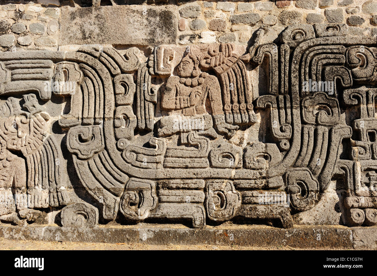 Feathered serpent mayan hi-res stock photography and images - Alamy