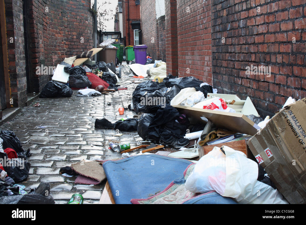 Back streets of liverpool hi-res stock photography and images - Alamy
