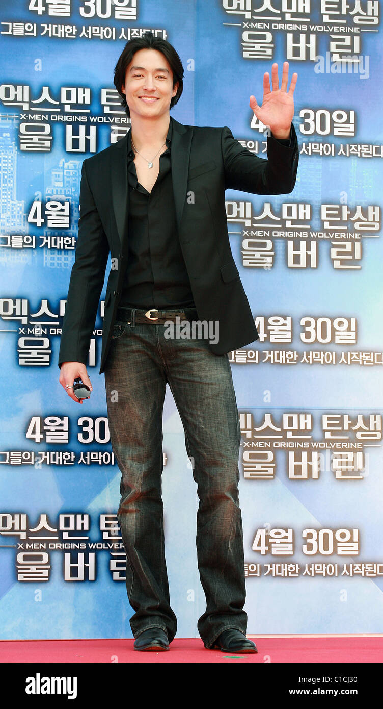 Daniel phillip x man origins wolverine hi-res stock photography and ...