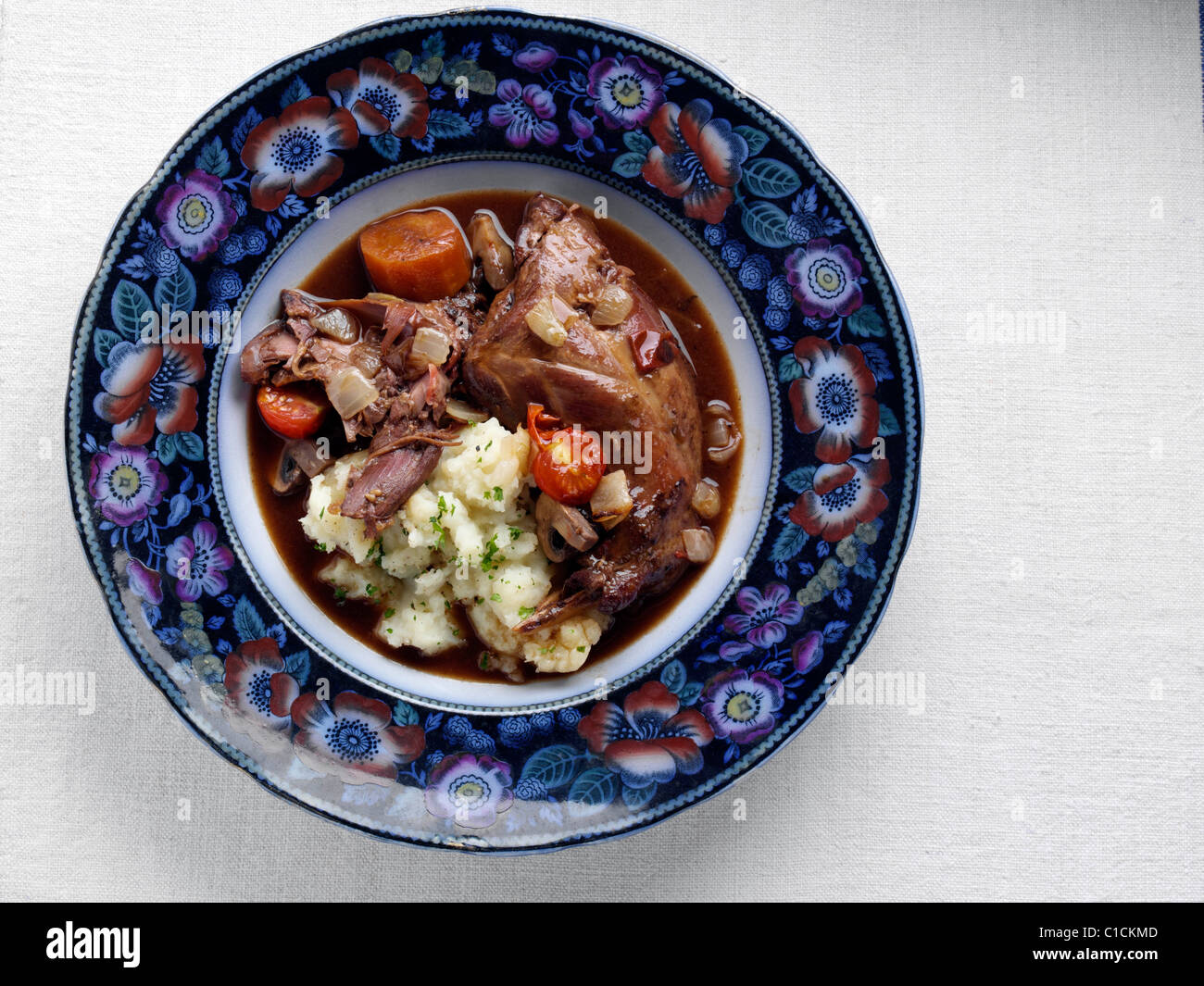 Antique plate hi-res stock photography and images - Alamy