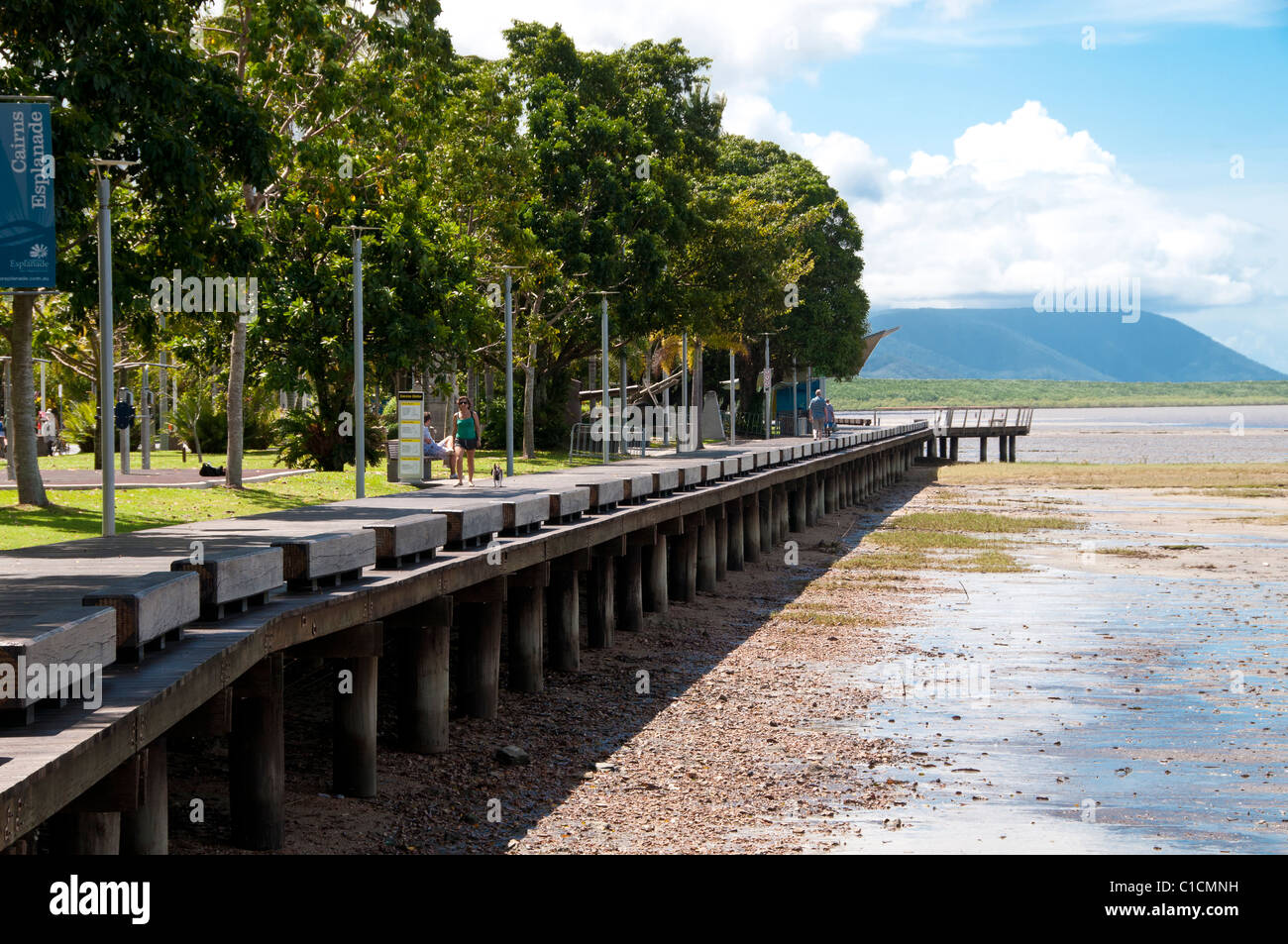 Cairns esplanade boardwalk hi-res stock photography and images - Alamy