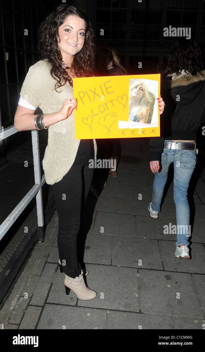 Pixie Lott fan outsideat Radio 1 studios London, England - 12.04.09 ...