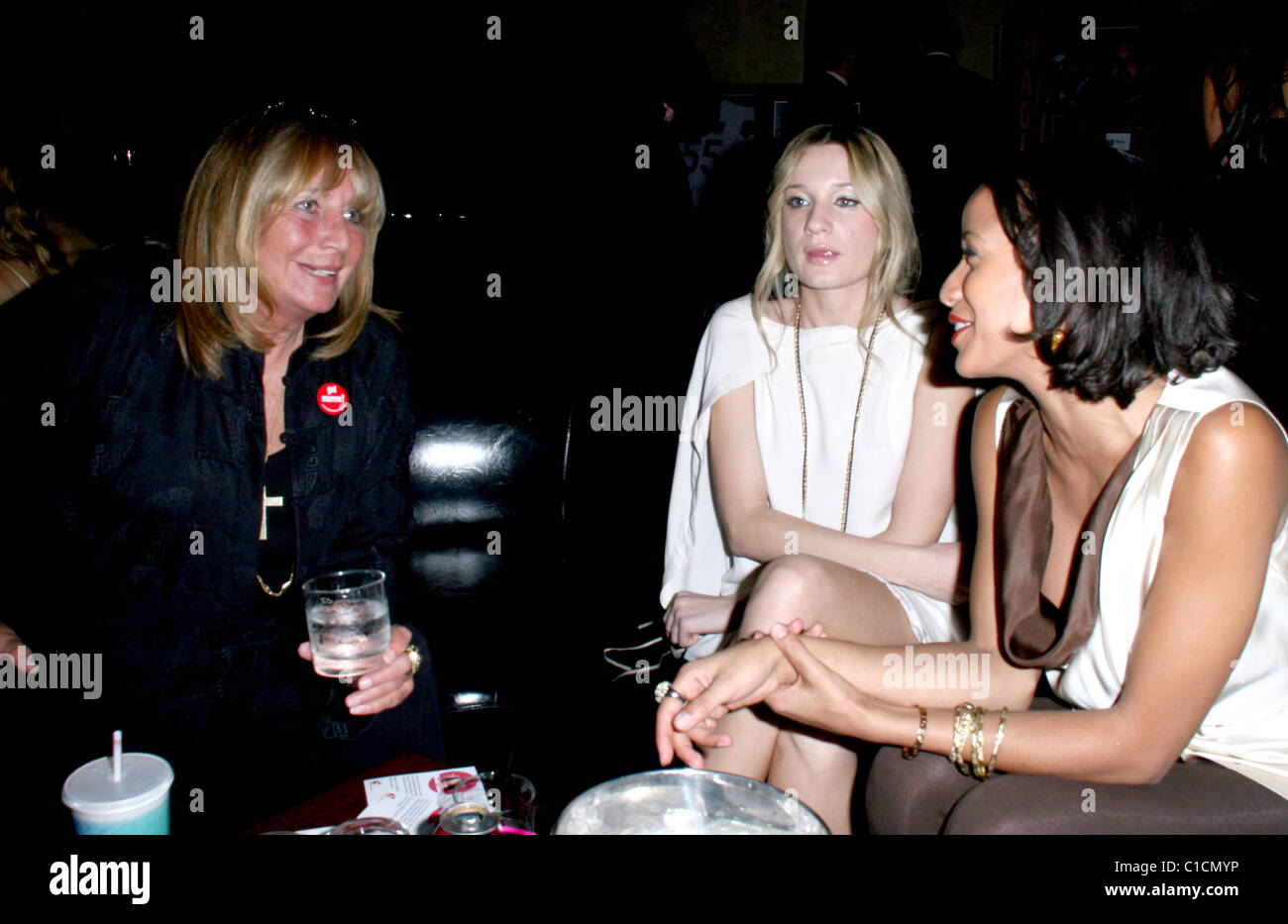 Penny Marshall, Dania Ramirez and guest The 5th Anniversary Of Cathy's ...